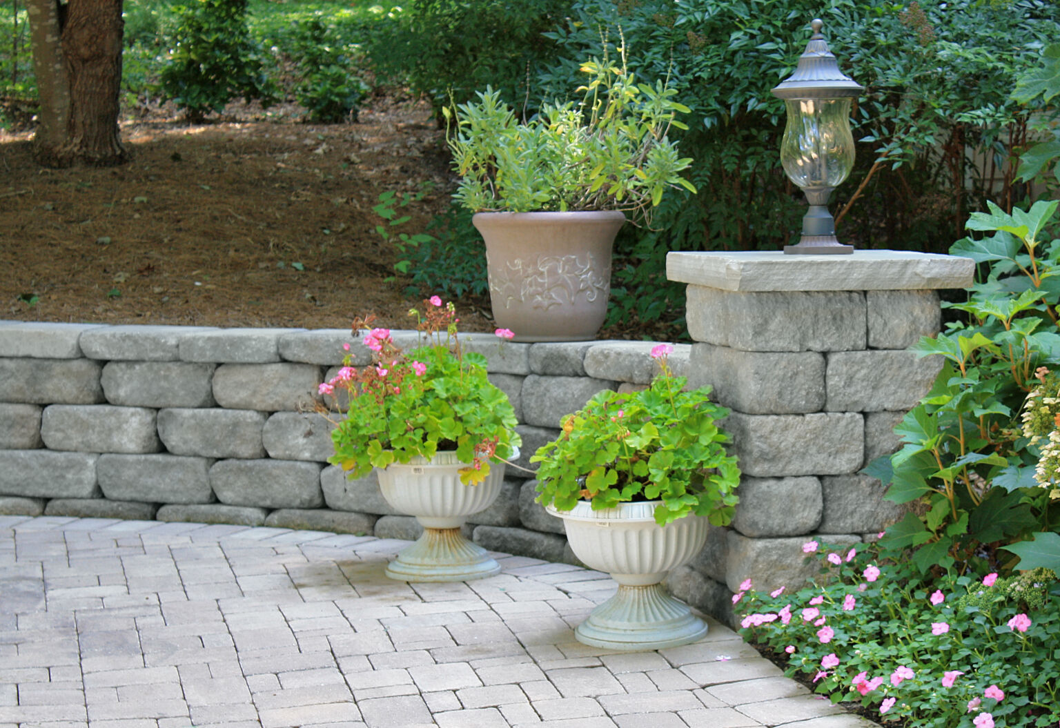 Versa-Lok - Segmental Retaining Walls