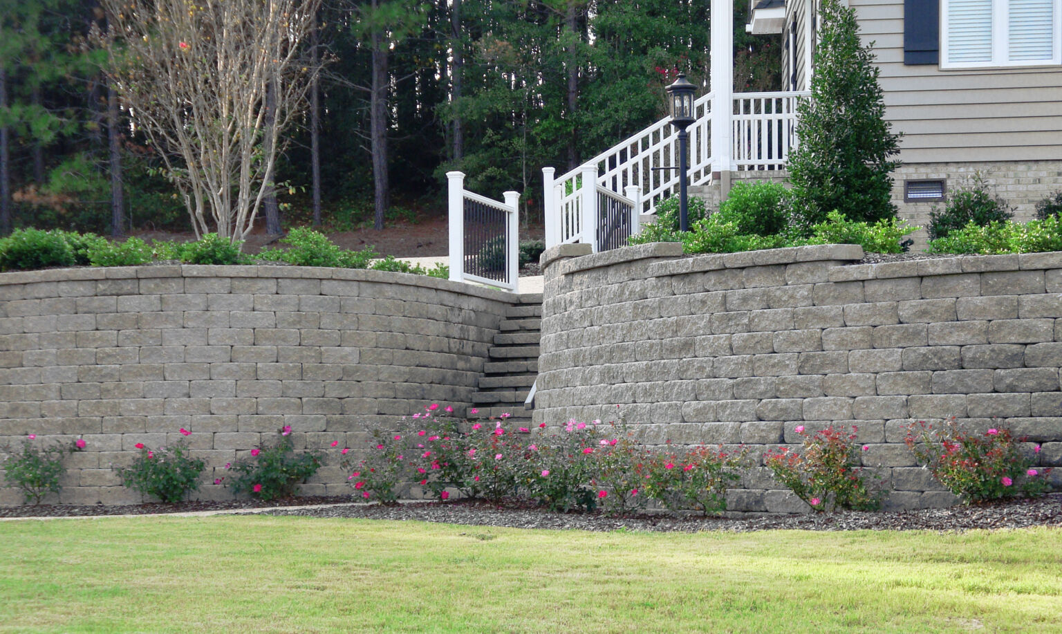 Versa-Lok - Segmental Retaining Walls