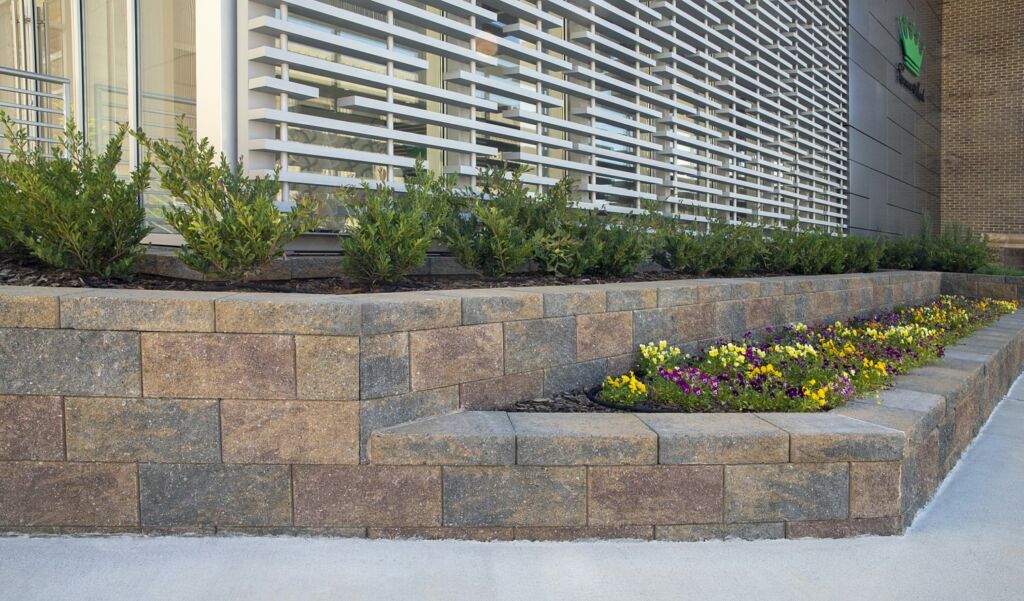 Retaining Wall Blocks Manufacturer